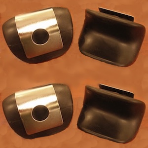 4 heel cushions & 4 metal holders